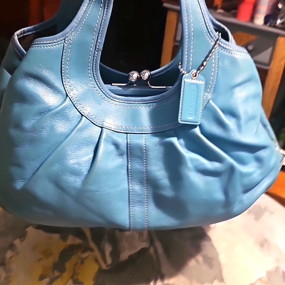 Coach | Bags | Coach Kiss Twist Lock Sky Blue Leather Hoboshoulderbag ...